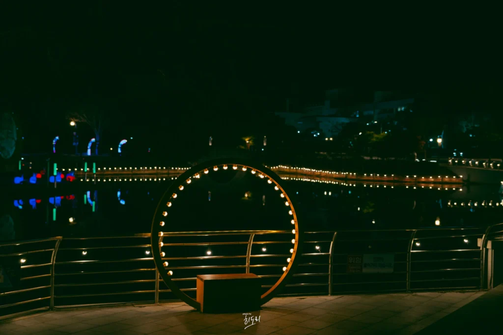 A Cozy Night Under Warm Lights: Experiencing the Ulsan Christmas Market ...